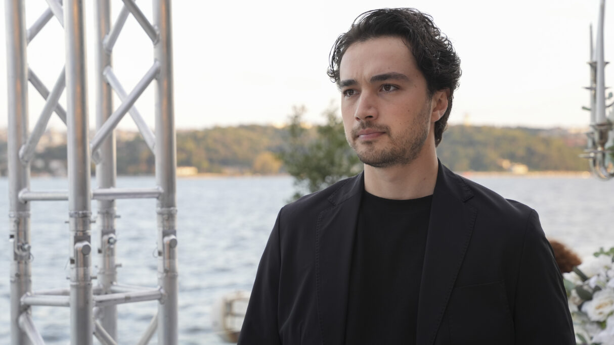 Burak Dakak on 'Loveberry' and Bringing Bora to Life – Exclusive ...