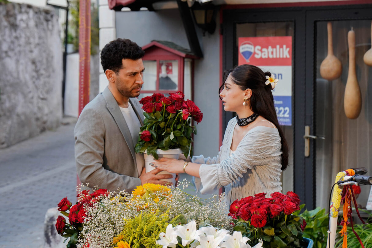 'Sins and Roses' Begins Production - Episode