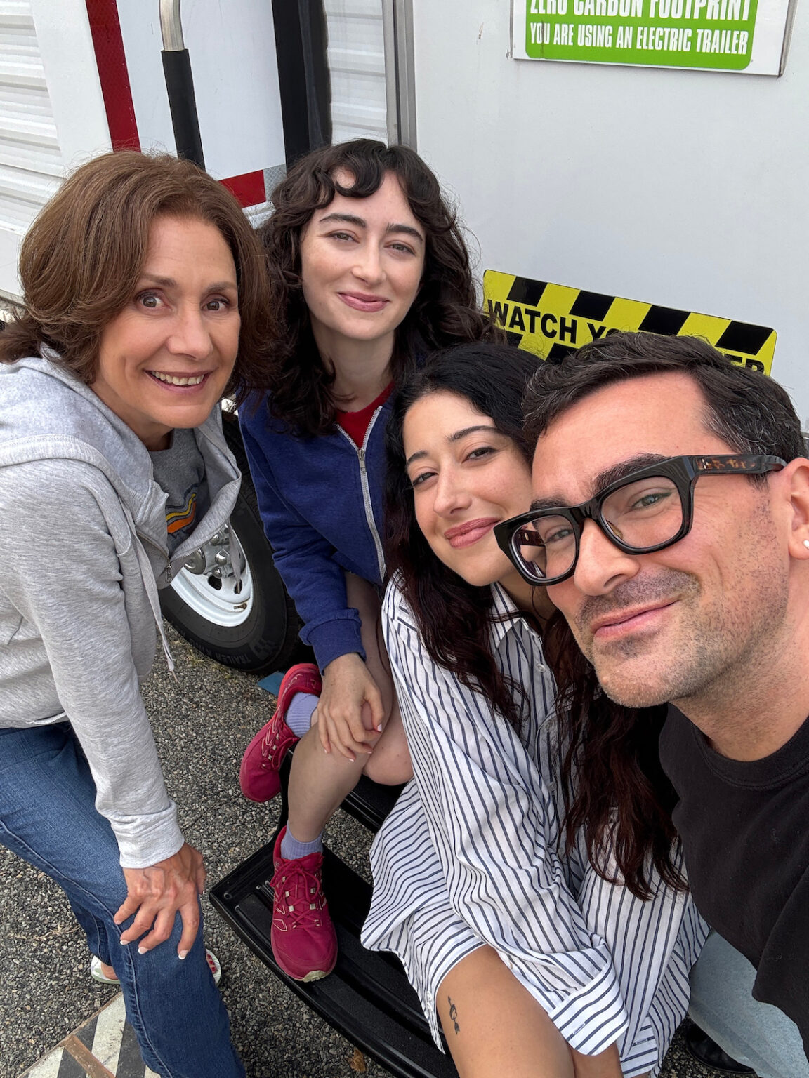 Dan Levy Brings Family Chaos and Crime to Netflix With 'Big Mistakes ...